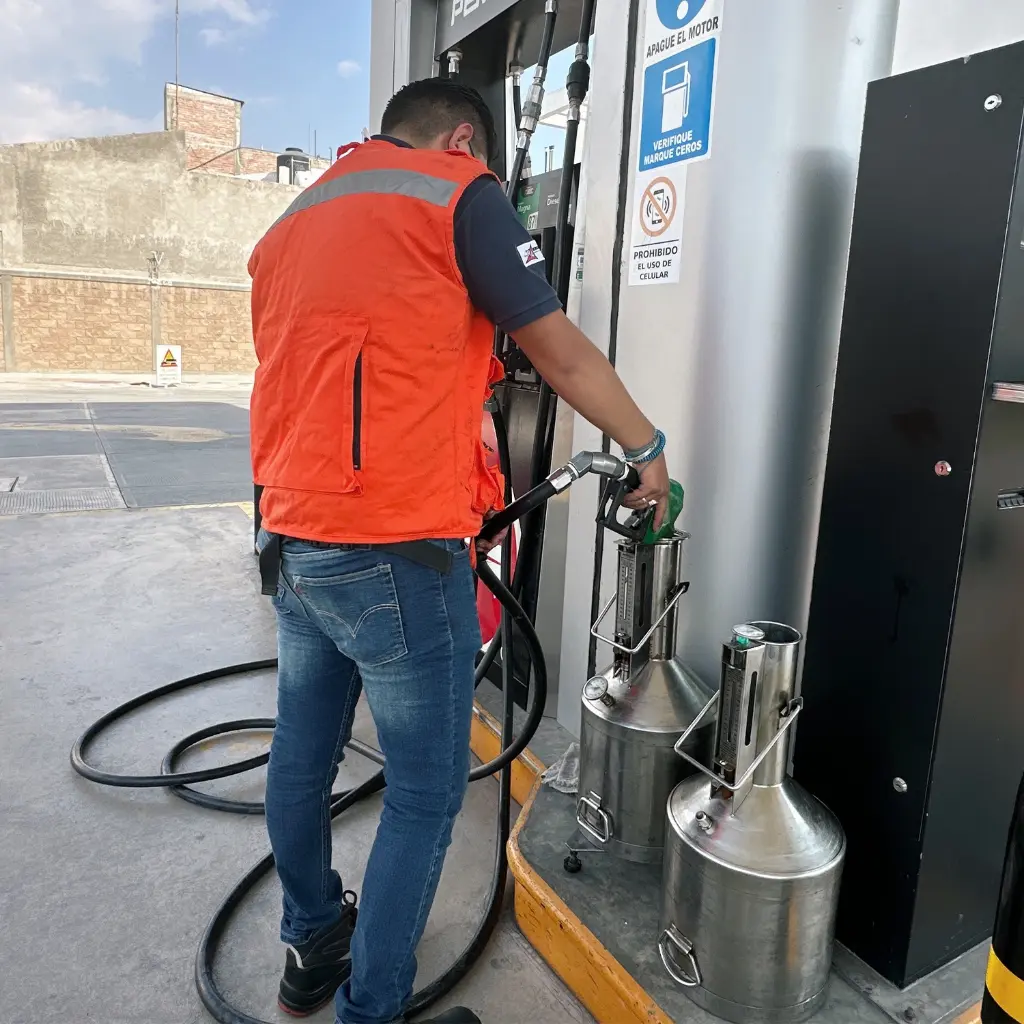 Inspección bomba medidora y despachadora de combustible líquido de NOM ...